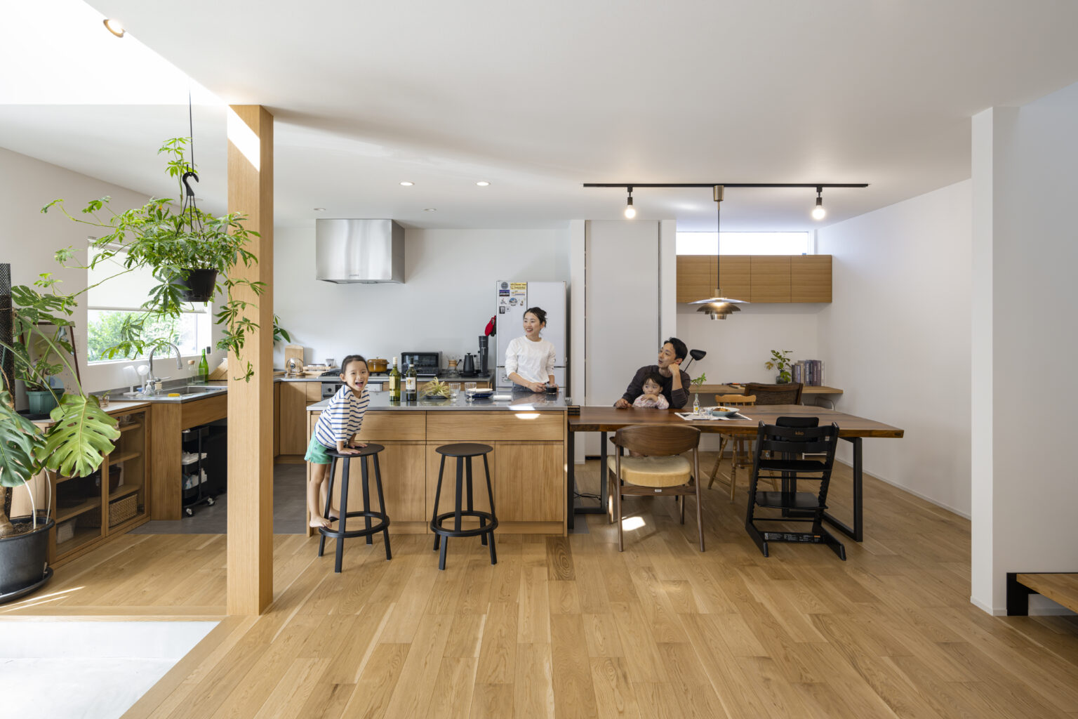 【実例付き】2階建て住宅の4LDK間取りプラン活用例やポイントを徹底解説 | 注文住宅ならコラボハウス - 愛媛・香川・徳島・高知・岡山・大阪・秋田